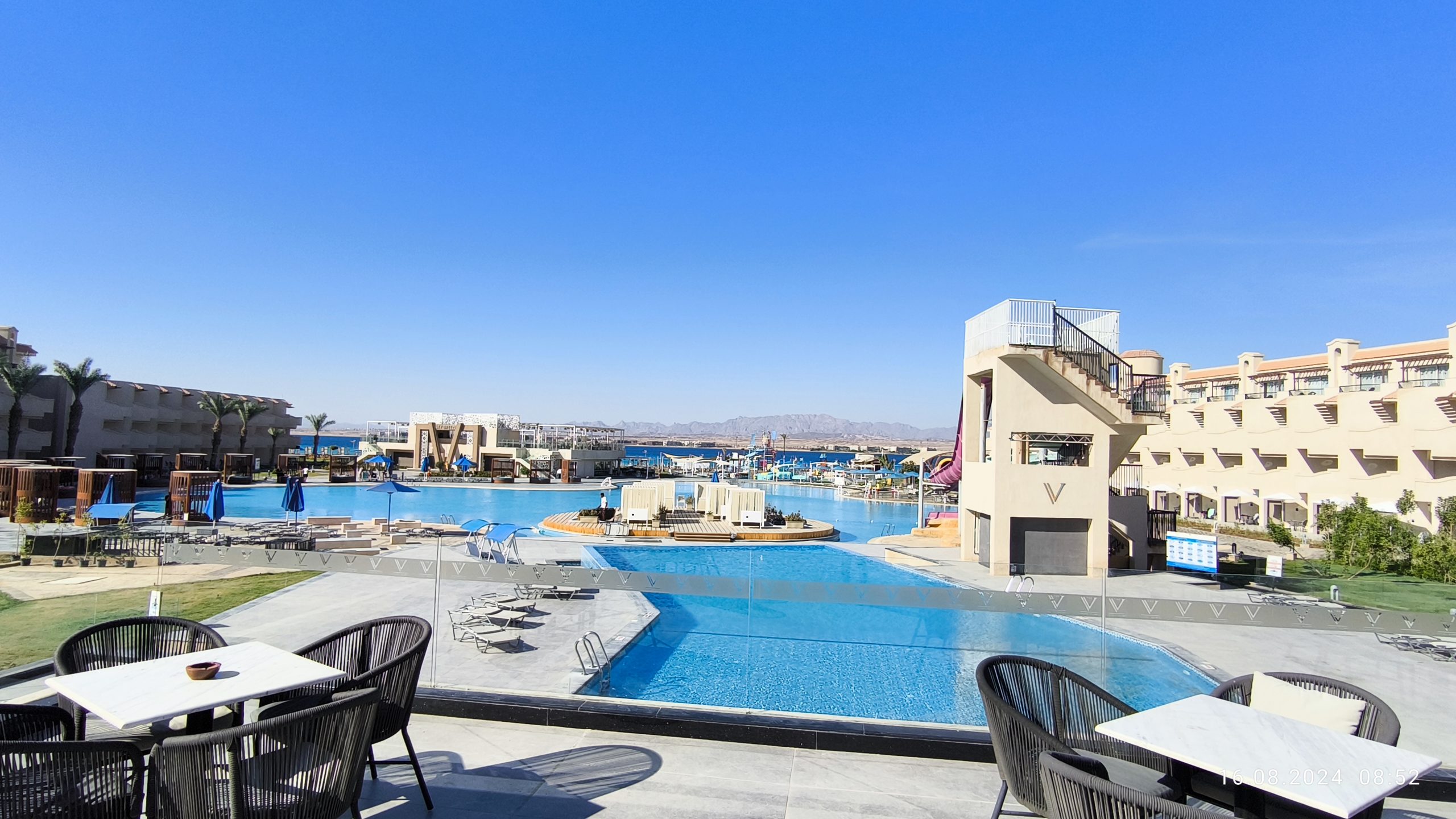 Recenzie: The V Luxury Hotel Hurghada - Ruki